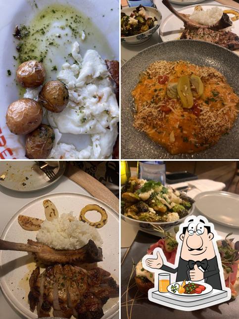 Hau Tree in Honolulu - Restaurant reviews