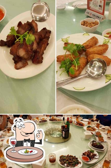 Liyen Restaurant, Jakarta - Restaurant menu, prices and reviews