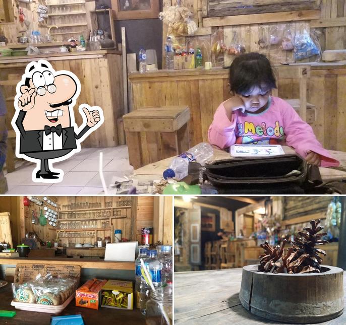 Café Coffee Pinus, Mojosari - Opiniones del restaurante