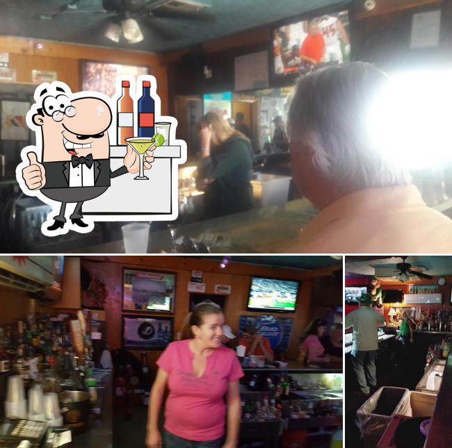 Fort Knox Bar On The Beach, Redington Shores - Opiniones del restaurante