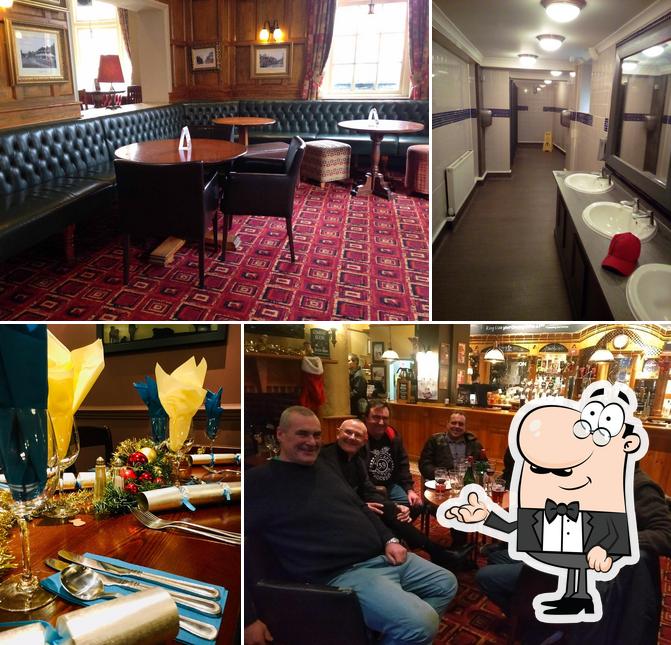 The Red Lion, 31 High St in Barnet - Restaurant menu and reviews