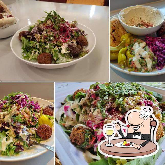 Top 7 restaurants with vegan falafel in Montréal, september 2025 ...