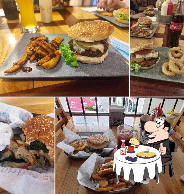 Best restaurants in Plaza Ibero Mall - Restaurant Guru