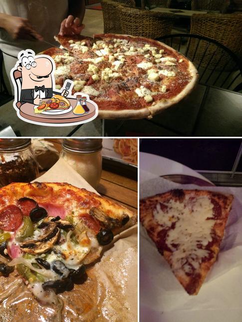 Longboard Legends Pizza in Kailua-Kona - Restaurant menu and reviews