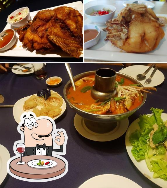 Korat Cuisine, Bangkok - Menú del restaurante, precios y reseñas