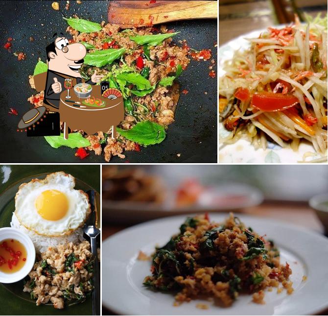 โจนมุมตึก คาเฟ่ @ Mars Chic Market pub & bar, Pak Kret, WGJQ+GM8 Unnamed Road - Restaurant reviews