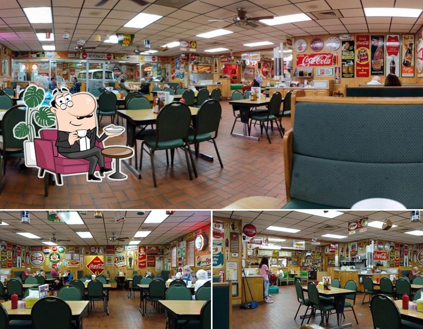 Gary's Bar-B-Cue, 620 US-29 in China Grove - Restaurant menu and reviews