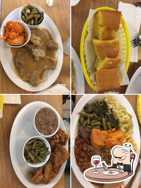 Mrs White's Golden Rule Cafe in Phoenix - Restaurant menu and reviews