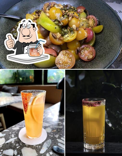 Orilla Bar & Grill in Miami Beach - Restaurant menu and reviews