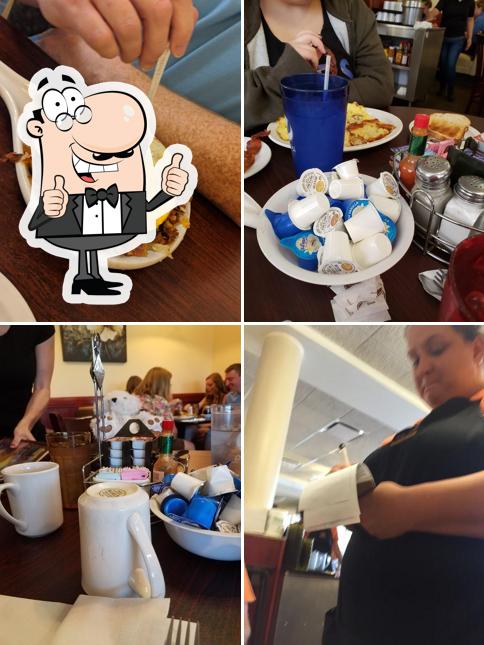 Sunshine Family Restaurant, Dubuque - Restaurant menu, prices and reviews