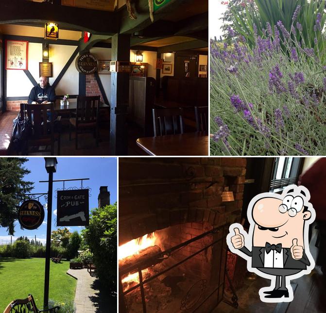 Crow & Gate Pub in Nanaimo - Restaurant menu and reviews