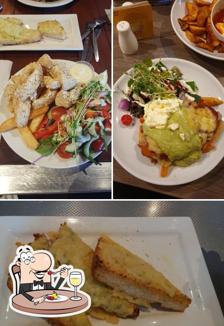 Plantation Hotel, Coffs Harbour - Restaurant menu, prices and reviews