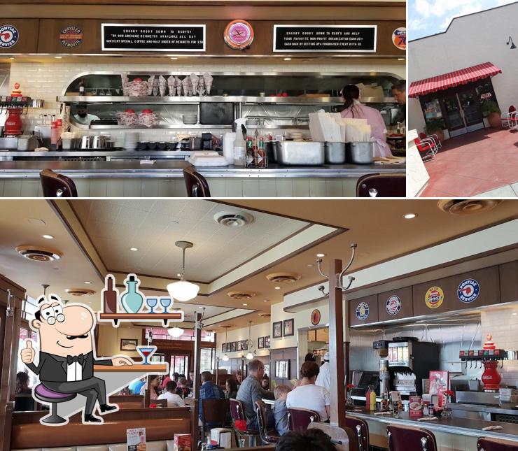 Ruby's Diner, 1128 W Lincoln Ave in Anaheim - Restaurant menu and reviews