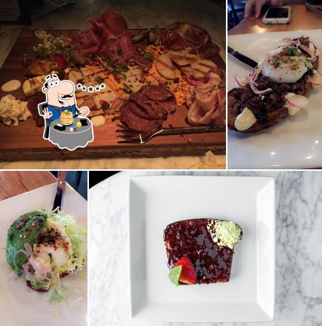 Slightly Toasted, 22 N Clinton St in Chicago - Restaurant reviews