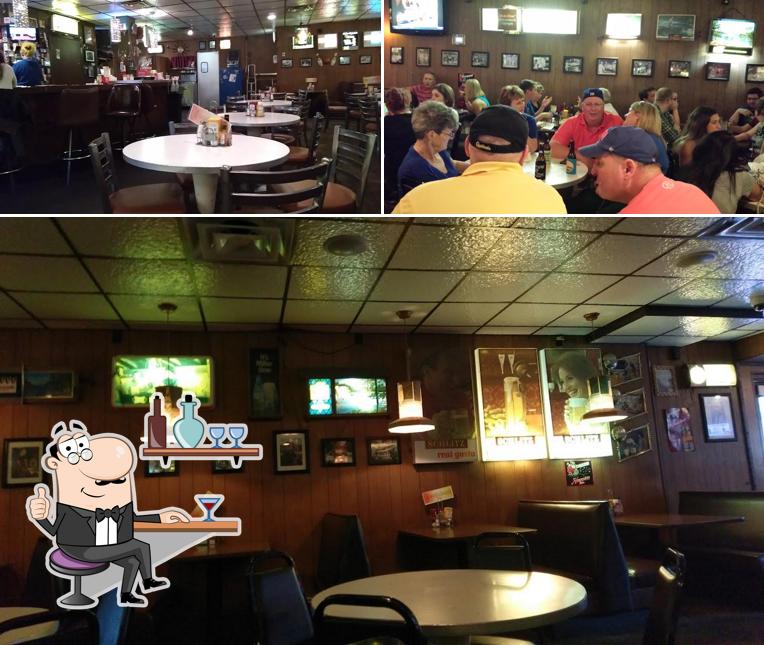 The High Life Lounge, Des Moines - Restaurant menu, prices and reviews