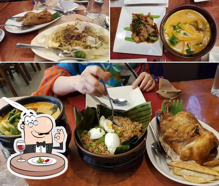 Max's Restaurant - Malate, Manila - Restaurant menu, prices and reviews