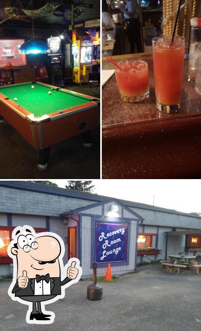 Recovery Room Lounge, Indianapolis - Restaurant menu, prices and reviews