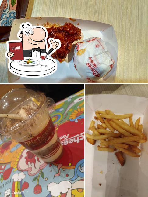 Richeese Factory Koja Trade Mall restaurant, North Jakarta - Restaurant ...
