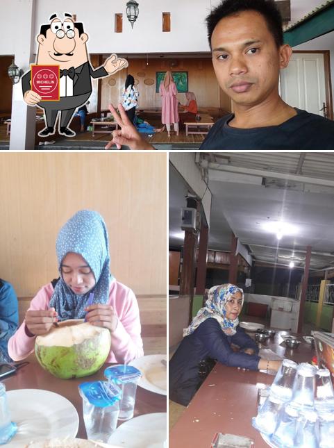Rumah Makan SERUNI pantai BAJO bone restaurant, Lonrae - Restaurant reviews