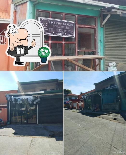 Wing Bites restaurant, Calamba, St Dominic St - Restaurant reviews
