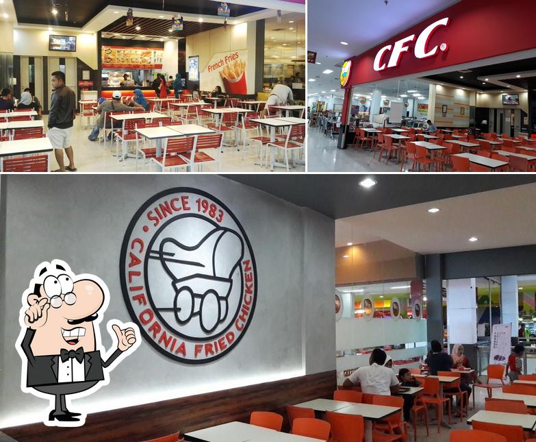 Cfc Plaza Andalas restaurant, Padang - Restaurant reviews
