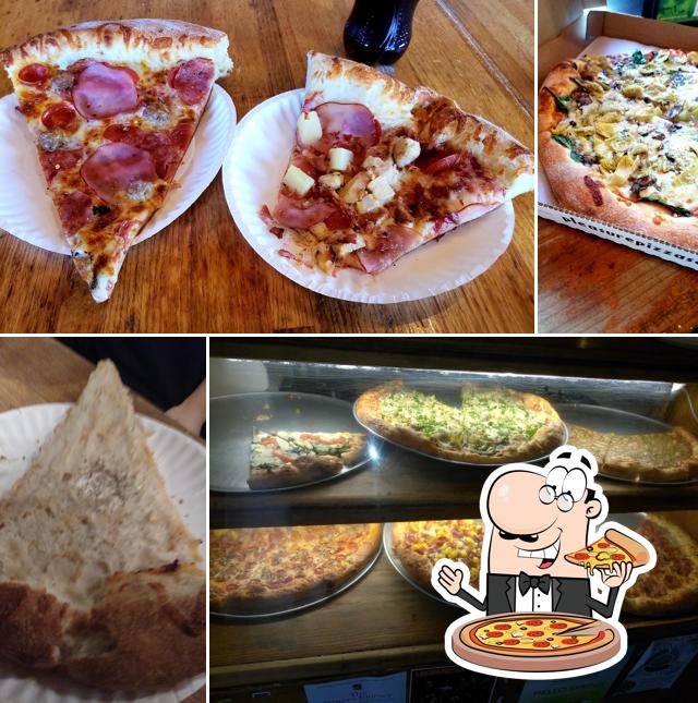 Top 5 restaurants with buffalo chicken in Santa Cruz, december 2024 ...