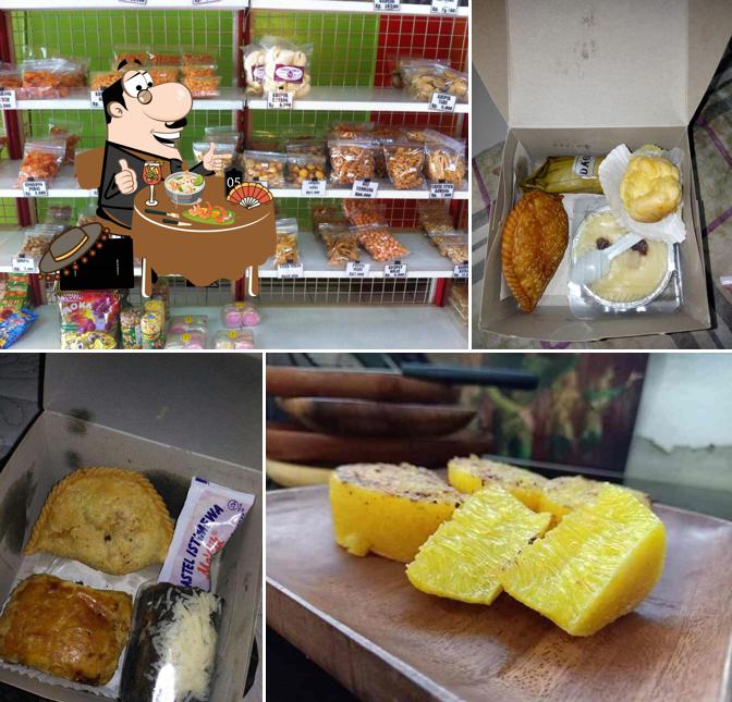 Pastel Istimewa Ma'Cik, South Tangerang, Jl. Bintaro Utama 3A No.81 ...
