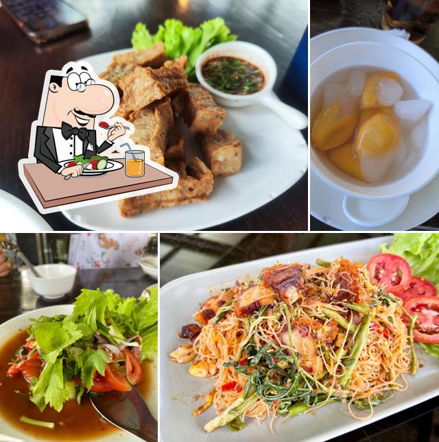 ตํากลางคลอง - tum klang khlong, Tha Talat - Restaurant menu, prices and ...