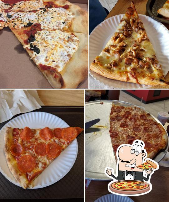 Little Charlie's Pizza in Williamsburg - Restaurant menu and reviews