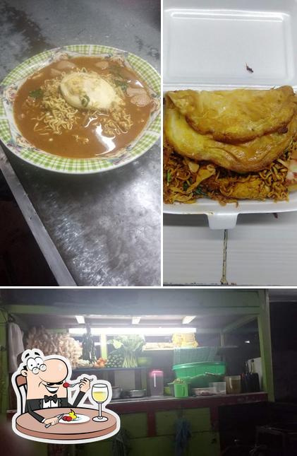 Nasi Goreng Cipta Rasa Bahari 2 restaurant, South Tangerang, Jl ...