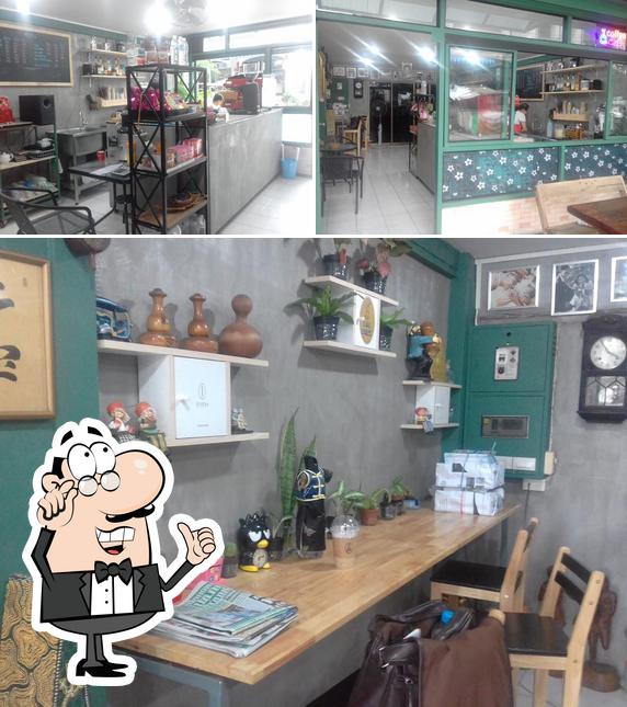 Bas Cafe, Bangkok - Restaurant reviews