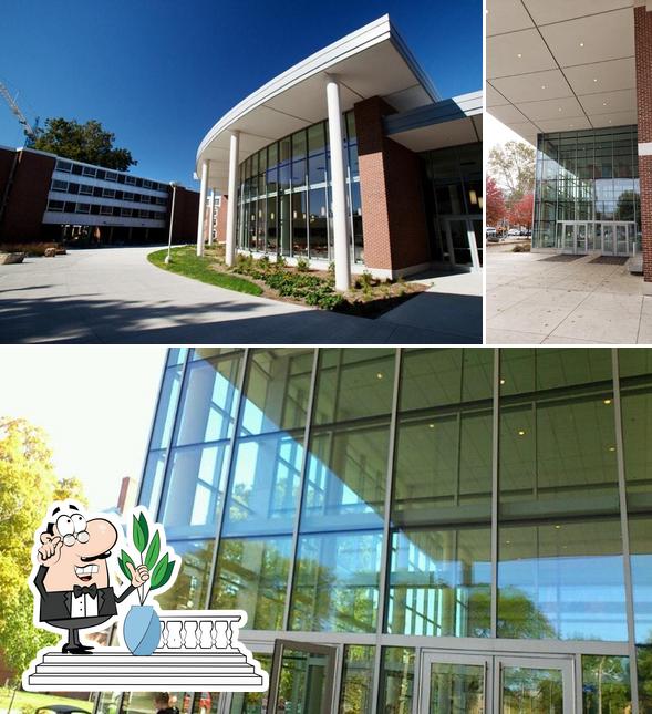 Ikenberry Dining Hall, Champaign - Restaurant menu, prices and reviews