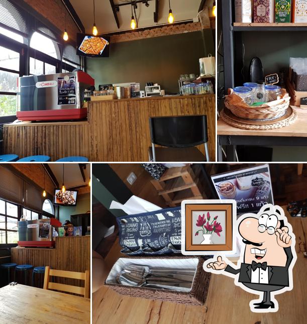 Meeboon eatery cafe, Bangkok - Restaurant reviews