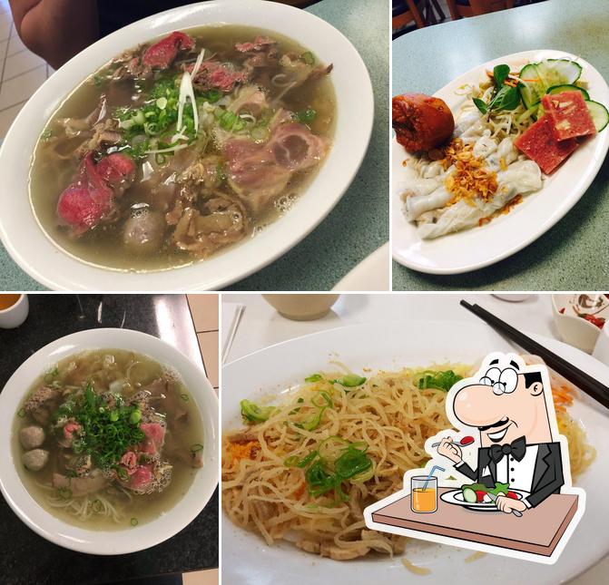 Pho con Bo, 58 Beverly Hills Dr in Toronto - Restaurant menu and reviews