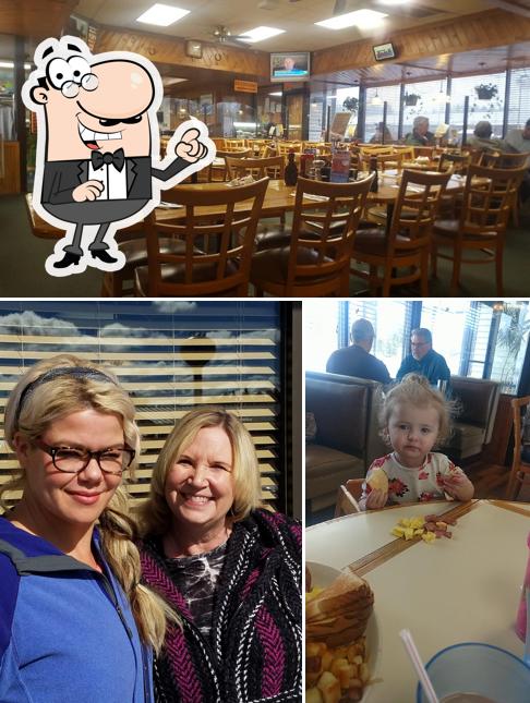 Tomahawk Family Restaurant in Tomahawk - Restaurant menu and reviews