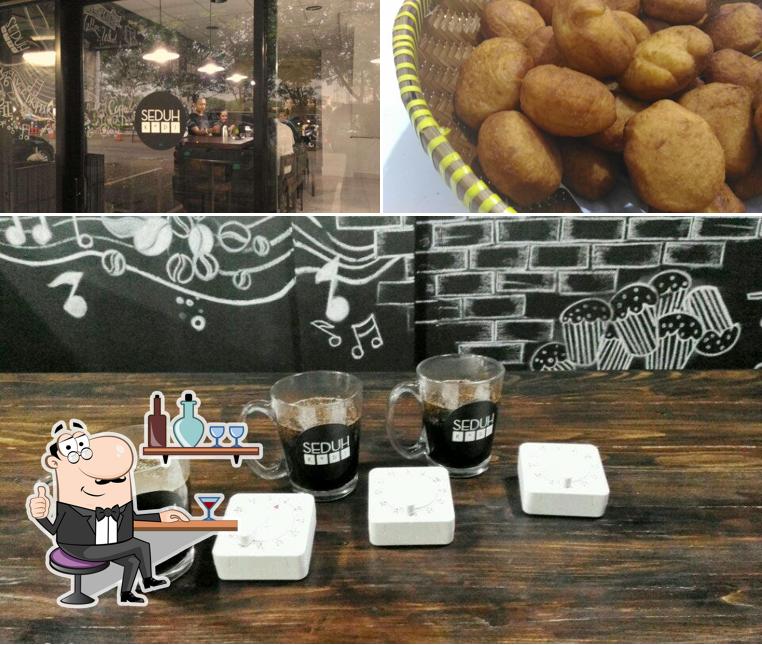 Seduh Kopi cafe, West Pakulonan - Restaurant menu and reviews
