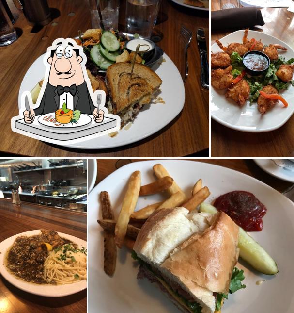 13 Coins Seattle, Seattle - Restaurant menu, prices and reviews