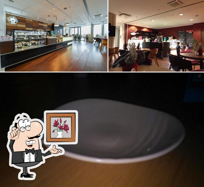 Reval Café Forus spordikeskus cafe, Tallinn - Restaurant reviews