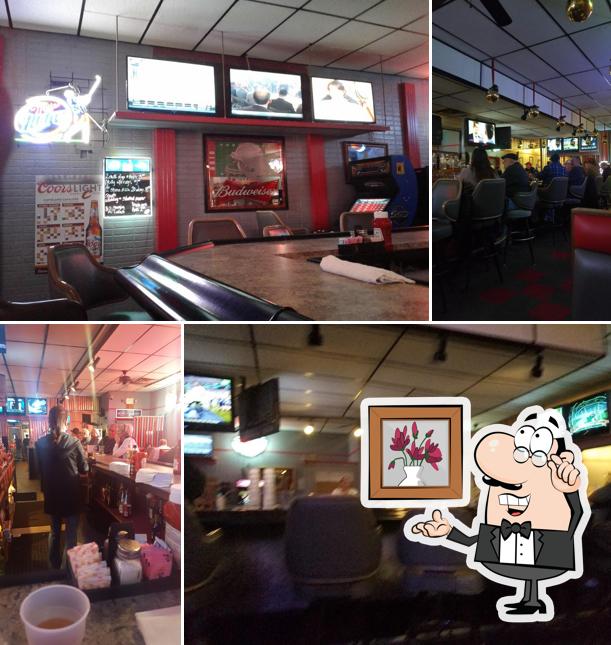 LA Villa Sports Bar & Grille, Struthers - Restaurant menu, prices and ...