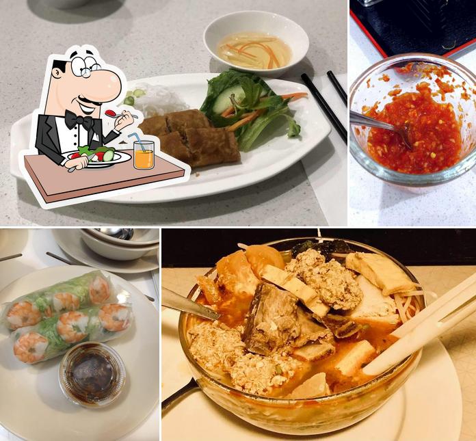 Pho Lang Van in Toronto - Restaurant menu and reviews