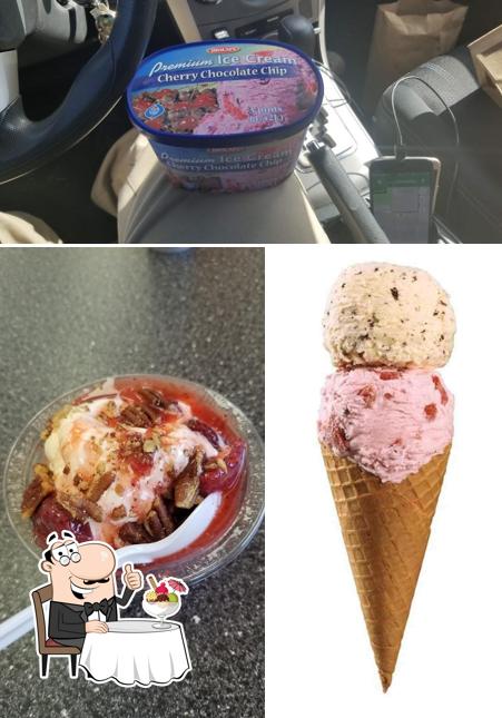 Braum's Ice Cream & Dairy Store, 1706 W Randol Mill Rd in Arlington ...