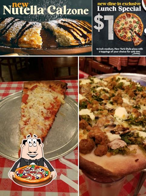 Russo's New York Pizzeria & Italian Kitchen, 6560 Greatwood Pkwy #900 ...