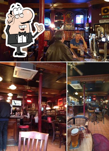 The Phoenix, Dundee - Restaurant menu, prices and reviews