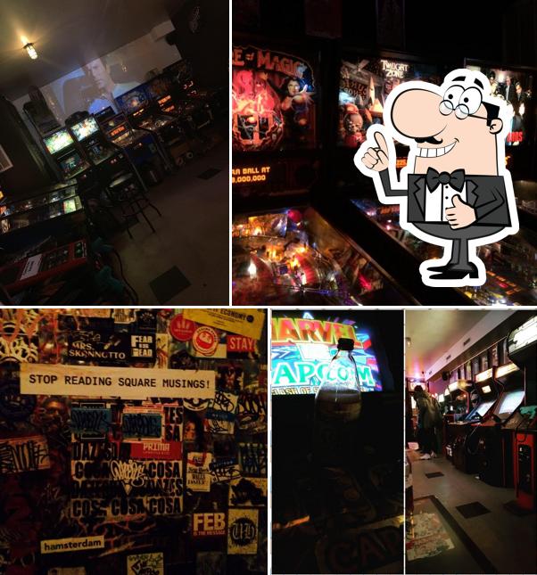 Pub y bar Two Bit's Retro Arcade, Nueva York