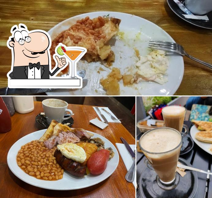 Cafe Aroma Poole in Poole - Restaurant menu and reviews