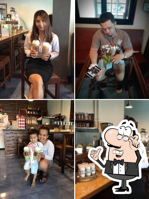 Hug Cafe, Phra Luang, ถ. 101 - Restaurant reviews