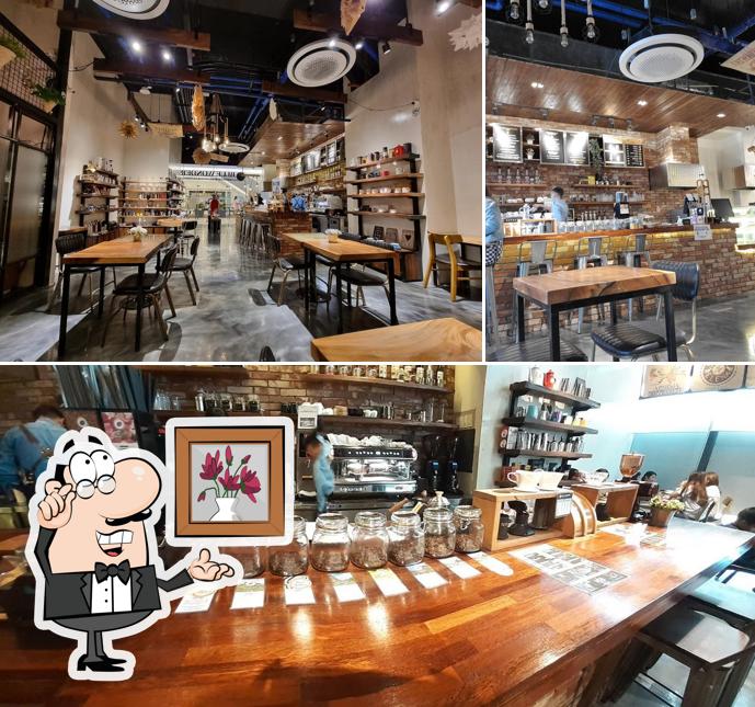 Blue Wonder Coffee & Bean Roastery, Pasig, Shaw Boulevard - Restaurant ...