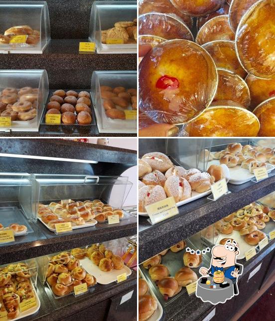 Akko Cake House in Mississauga - Restaurant reviews