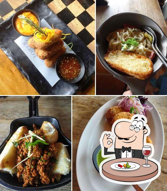 Clock Tower, Gurugram - Restaurant menu and reviews