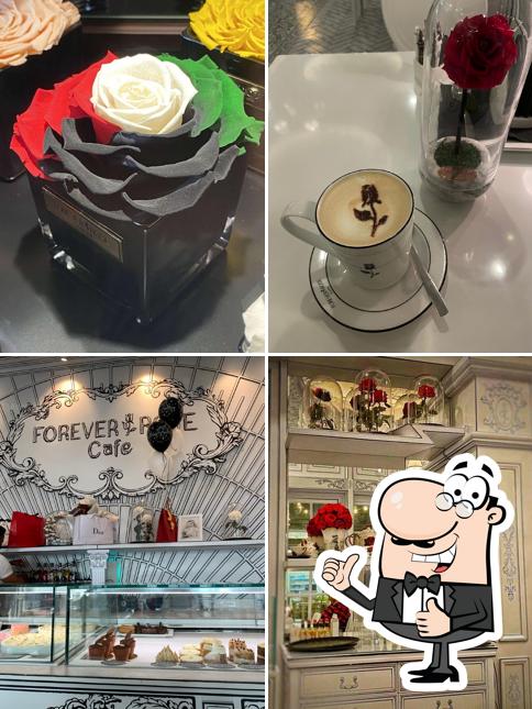 Forever Rose Cafe, Dubai - Restaurant reviews